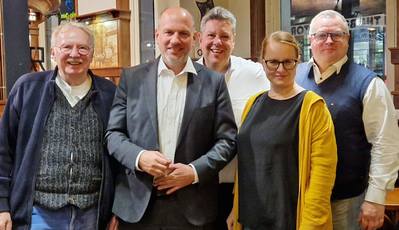 Segeberger Kommunalpolitiker besuchen Europaabgeordneten Niclas Herbst ...